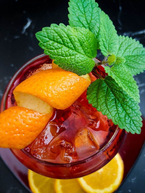 Bitter Bourbon Spritz - Cocktail Contessa