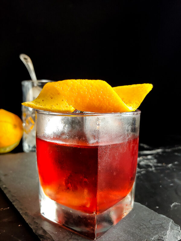 Easiest Method Ever to Batch a Cocktail for Your Next Party - Cocktail ...