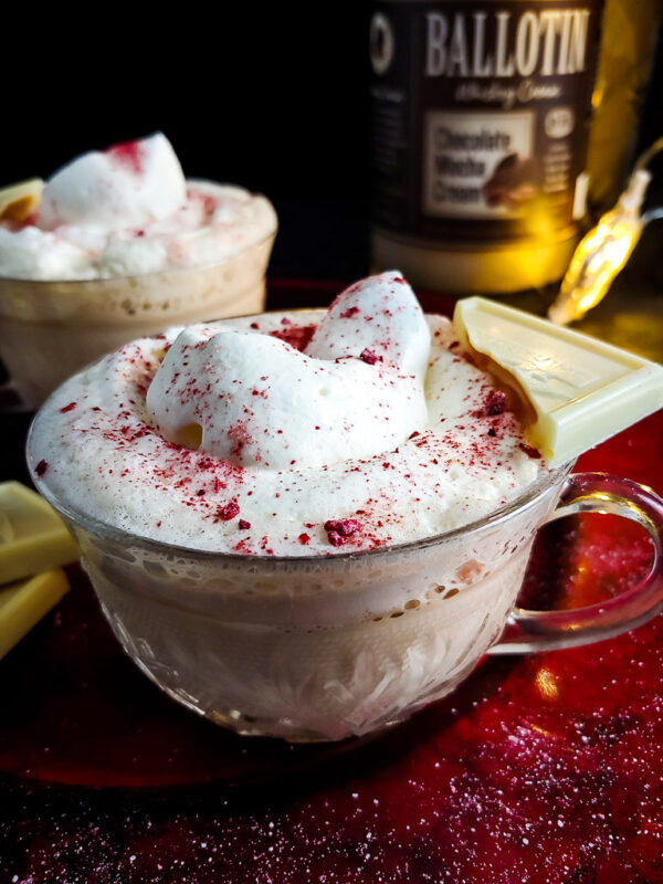 Boozy Toasted White Chocolate Mocha - Cocktail Contessa