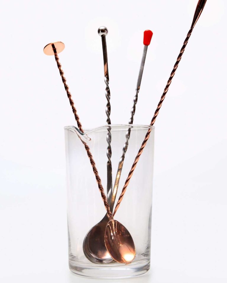Everything You Need to Know about How to Stir a Cocktail - Cocktail ...